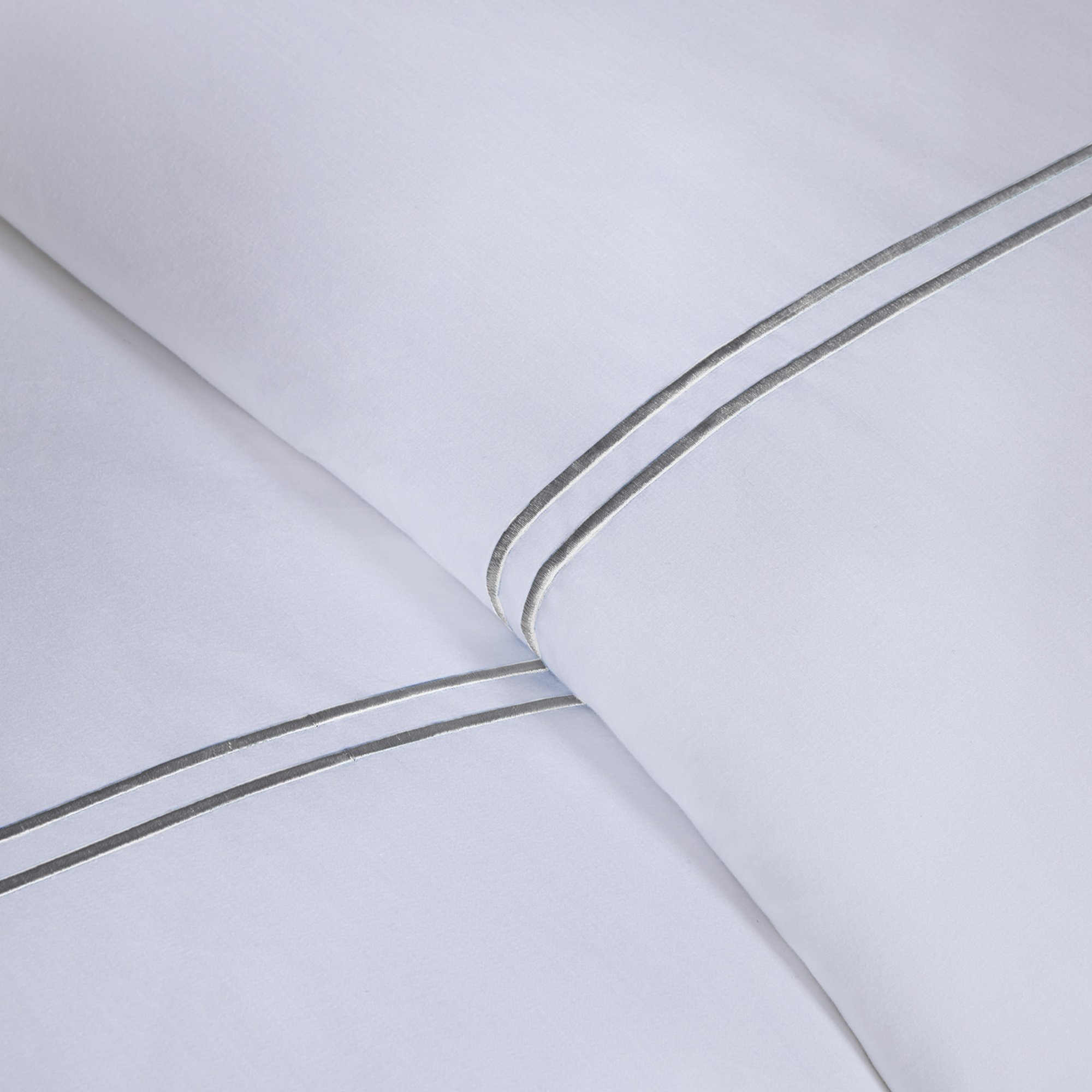 Madison Park Signature Luxury Collection 1000 Thread Count Embroidered Cotton Sateen 5 Piece Down Alternative Comforter Set King Grey (MPS10-088)