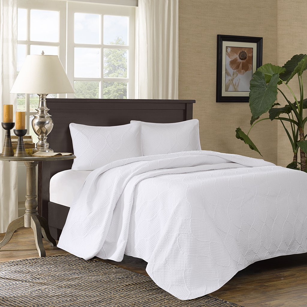 Madison Park Corrine 3 Piece Bedspread Set, Queen(102"x118"), Ogee White