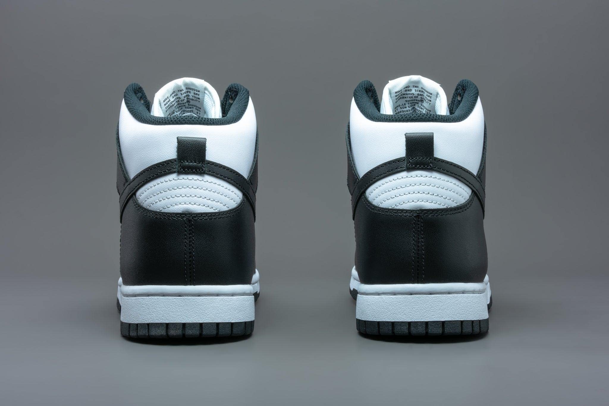 Nike Mens Dunk HI Retro DD1399 105 Black/White - Size 11