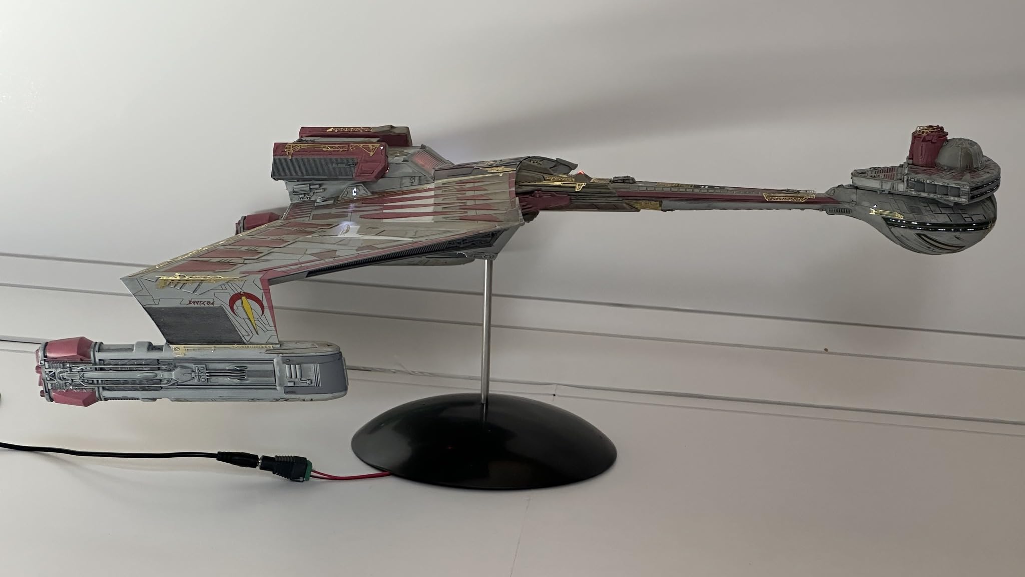 Polar Lights Star Trek 6: The Undiscovered Country Klingon Kronos One 1:350 Scale Model Kit