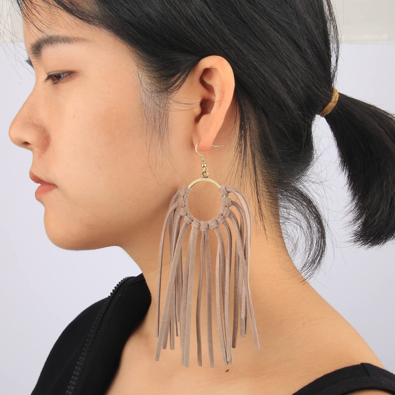 Western Leather Tassel Earrings Bohemian Handmade Fringe Dangle Drop Earrings for Women Girls (Khaki)