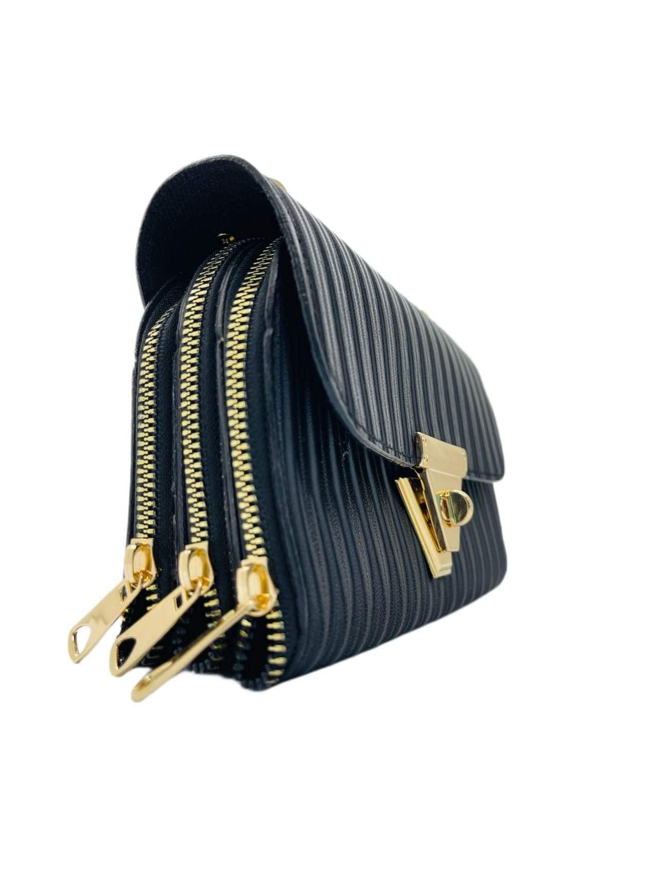 women black leather hand and shoulder bag