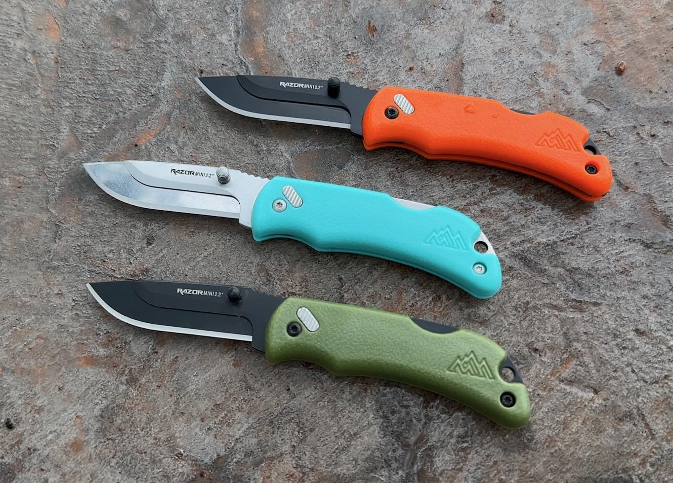 OUTDOOR EDGE Razor Mini Folding Pocket Knife | Compact 2.2" EDC Knife with RazorSafe Replaceable Blades | Perfect Small Everyday Carry Knife for Men Women | Includes 2 Replaceable Drop Point Blades