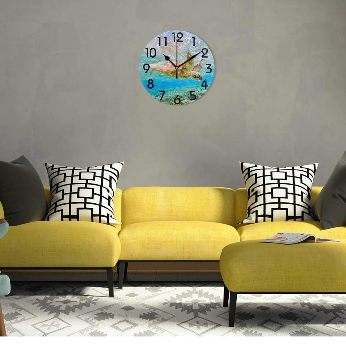 Naanle Chic 3D Underwater Ocean Swimming Sea Turtle Print Round Wall Clock Decorative, 9.5 Inch Battery Operated Quartz Analog Quiet Desk Clock for Home,Office,School