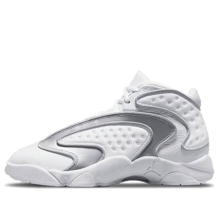 Nike Air Max Penny (White/Silver, us_Footwear_Size_System, Adult, Women, Numeric, Medium, Numeric_7_Point_5)