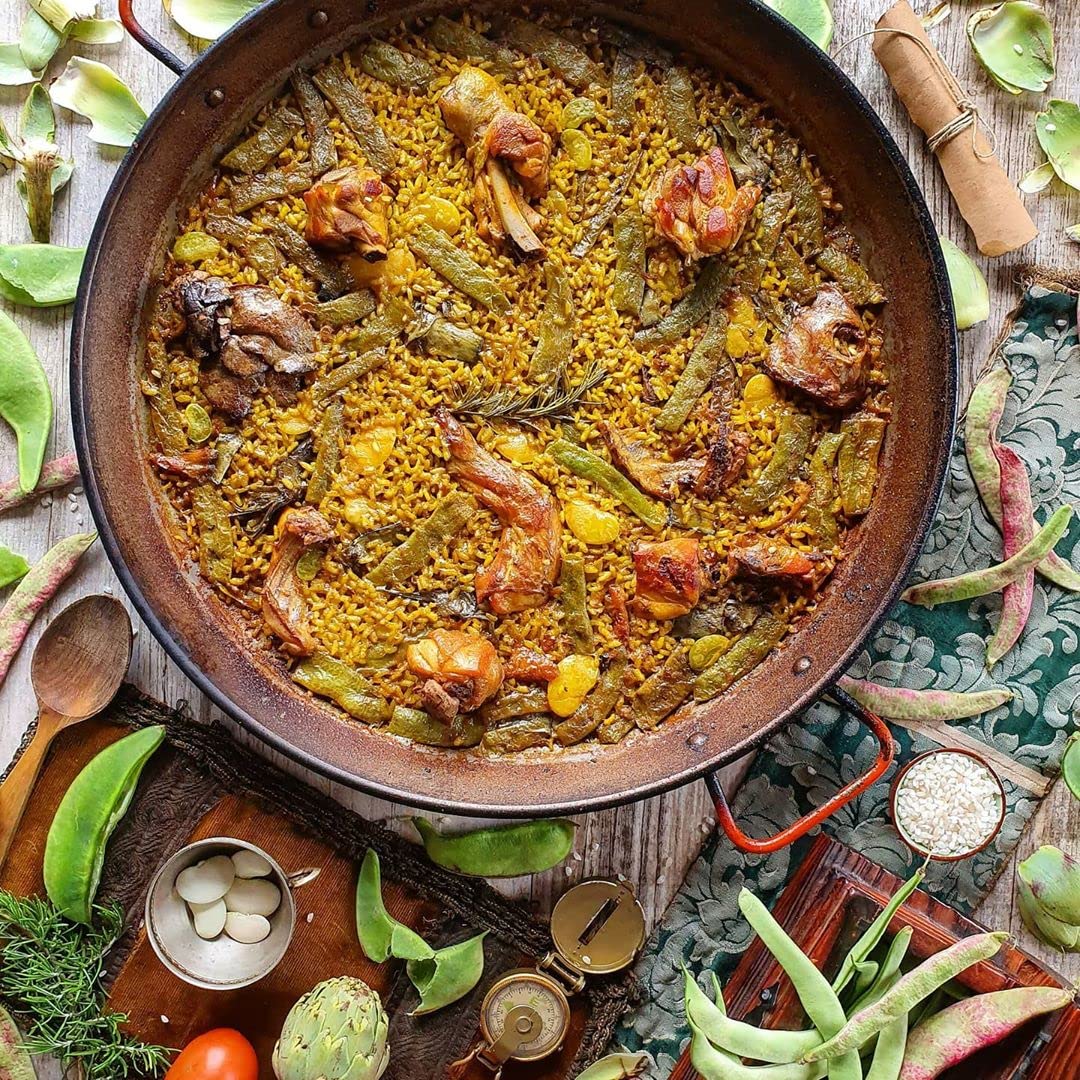 Spanish Paella Kit with Gas Burner & Polished Steel Pan - 32 inch (80 cm) up to 40 servings
