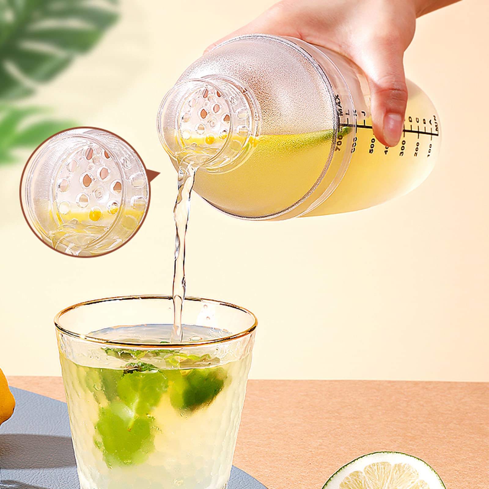Set of 4pcs Plastic Cocktail Shaker, Hand Drink Mixer with Scales Bar Mixing Tool 700cc/24 oz