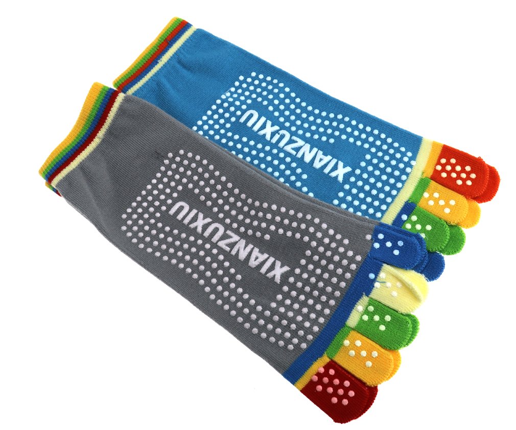 Micro Trader 4 Pcs Anti-Slip Unisex Sport Yoga Colorful Gym Socks 5-Toe Cotton Yoga Socks