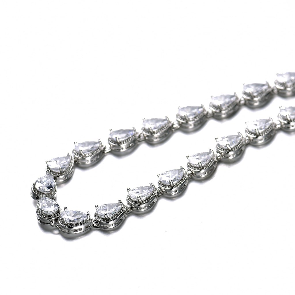 MASOP Women's Silver-tone Clear CZ Cubic Zirconia Pear Shape Teardrop Luxury Necklace Choker 16.8inch