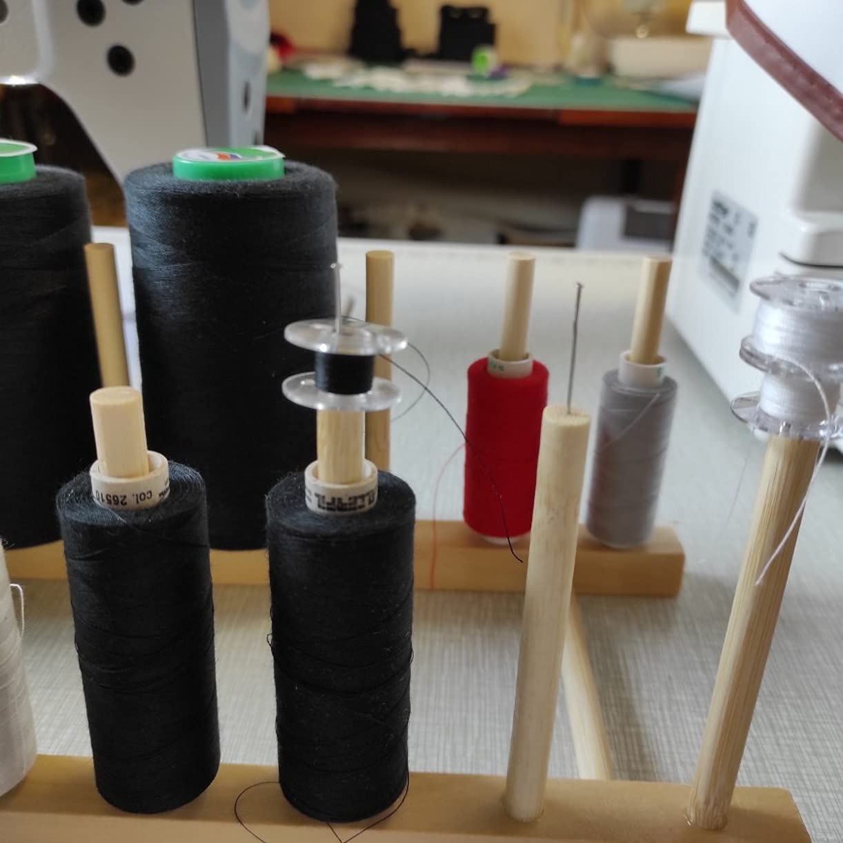 YJIUYUANQ Foldable Wooden Thread Holder 16 Spools Sewing Embroidery Thread Rack Organizer Wall Hanging Cones Stand Shelf Tool(Large),1PC