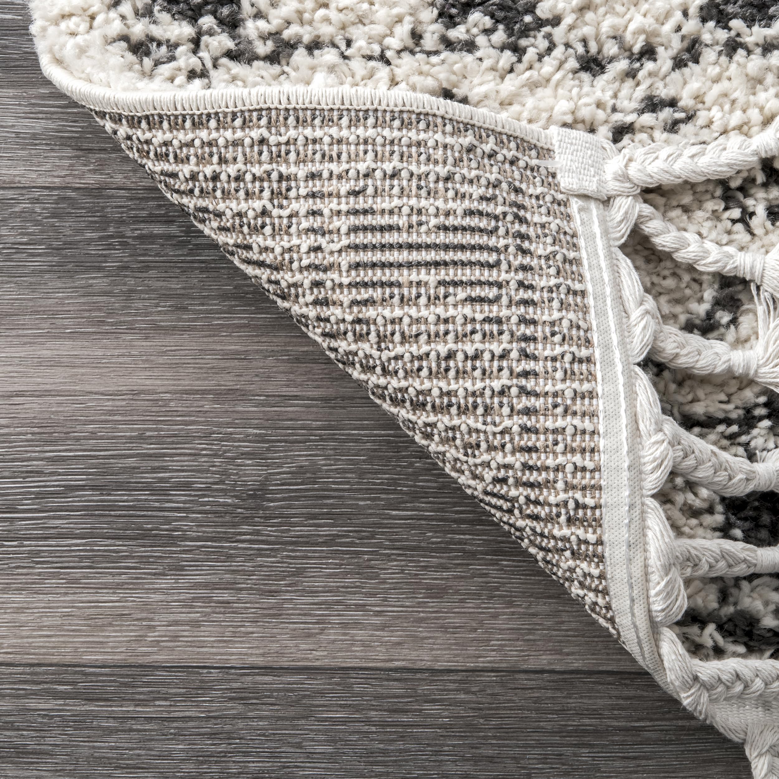 nuLOOM Vasiliki Moroccan Shag Tasseled Area Rug, 8x10, Off-white
