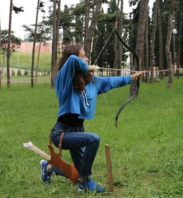 Sofi Archery.Bow and Arrows Set for Teens . Package : 1 x Bow, 6 x Arrows, 1 x Arrow Bag, 1 x Finger Guard (Blue)
