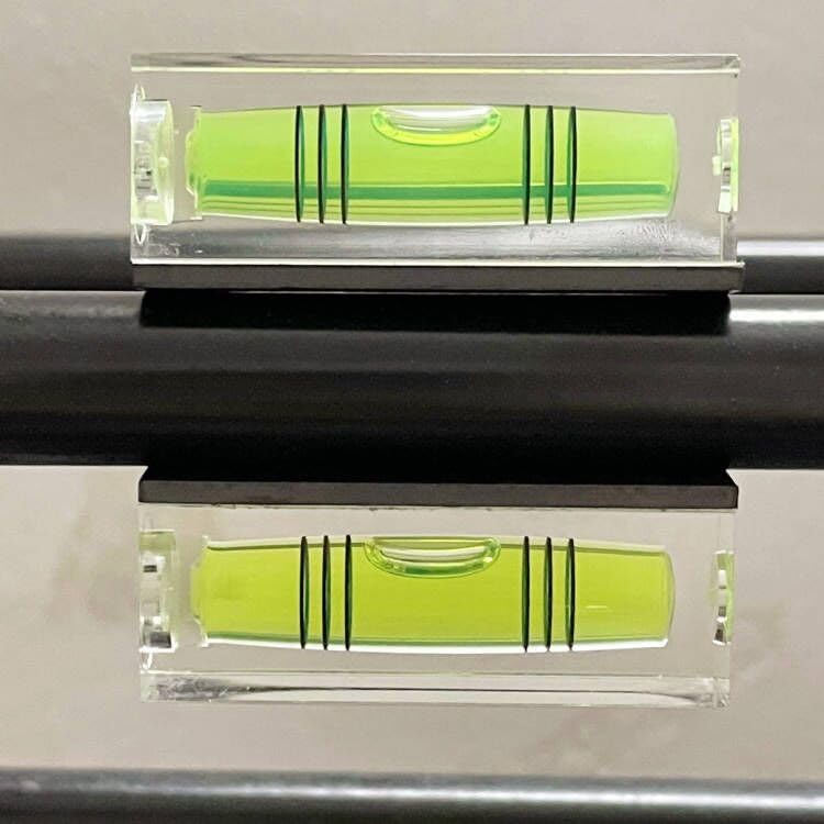 WOYISEPG 5Pcs Magnetic Small Bubble Level Set 29mm/40mm/52mm Multi-sizes Square Spirit Levels Measuring Tools