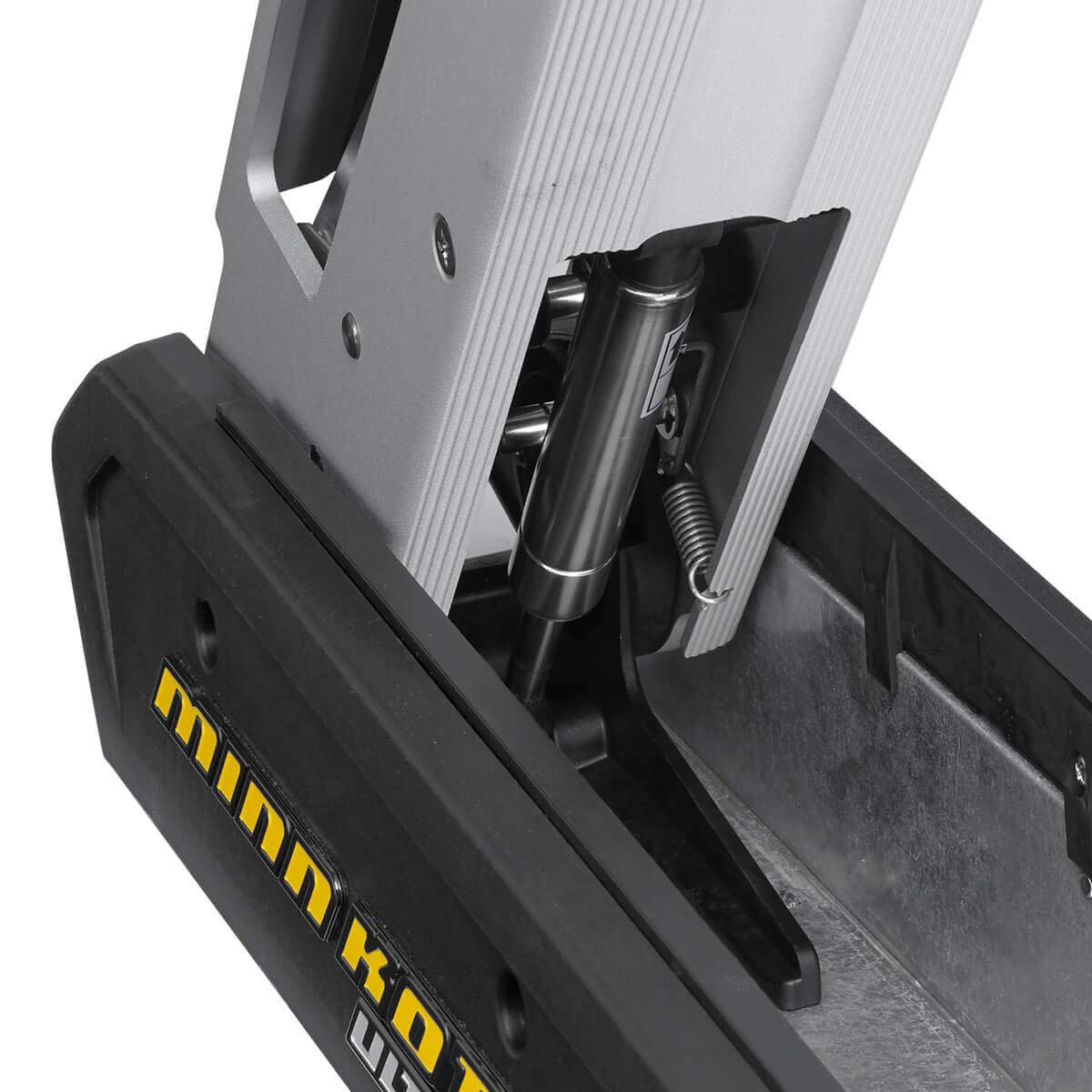 Minn Kota 1368801 Ultrex Freshwater Cable & Electric-steer Bow-Mount Motor with Universal Sonar 2, Digital Maximizer & i-Pilot GPS, 80 lbs Thrust, 52" Shaft