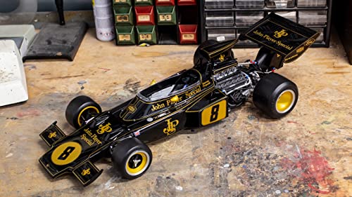 Pocher Lotus 72D John Player Special Emerson Fittipaldi 1972 British Grand Prix 1:8 Scale Diecast Model Kit HK114