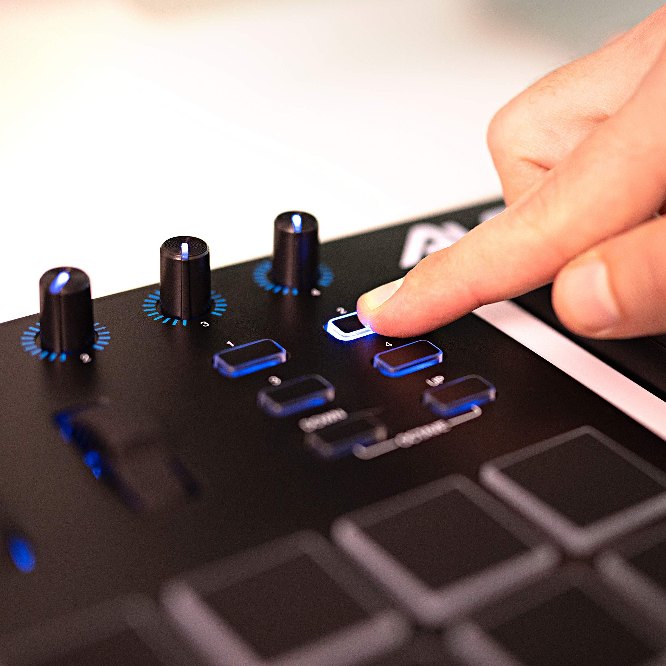 MIDI Controller Bundle | 61 Key USB MIDI Keyboard with 8 Beat Pads, Sustain Pedal and Software Suite – Alesis V61 and M-Audio SP-2