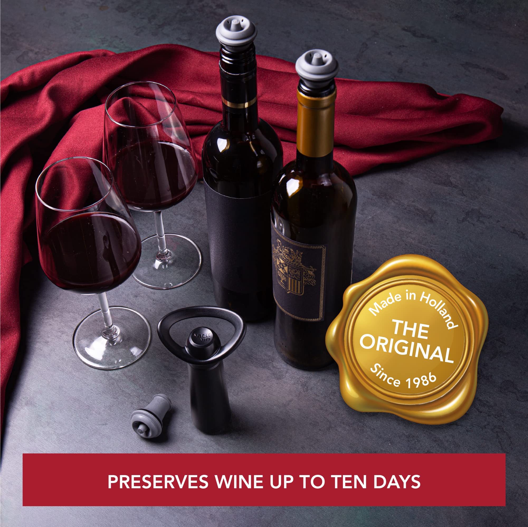 Vacu Vin Wine Saver Concerto - Black - 1 Pump 2 Stoppers - Wine Stoppers for Bottles with Vacuum Pump and Pourer - Reusable - Made in the Netherlands