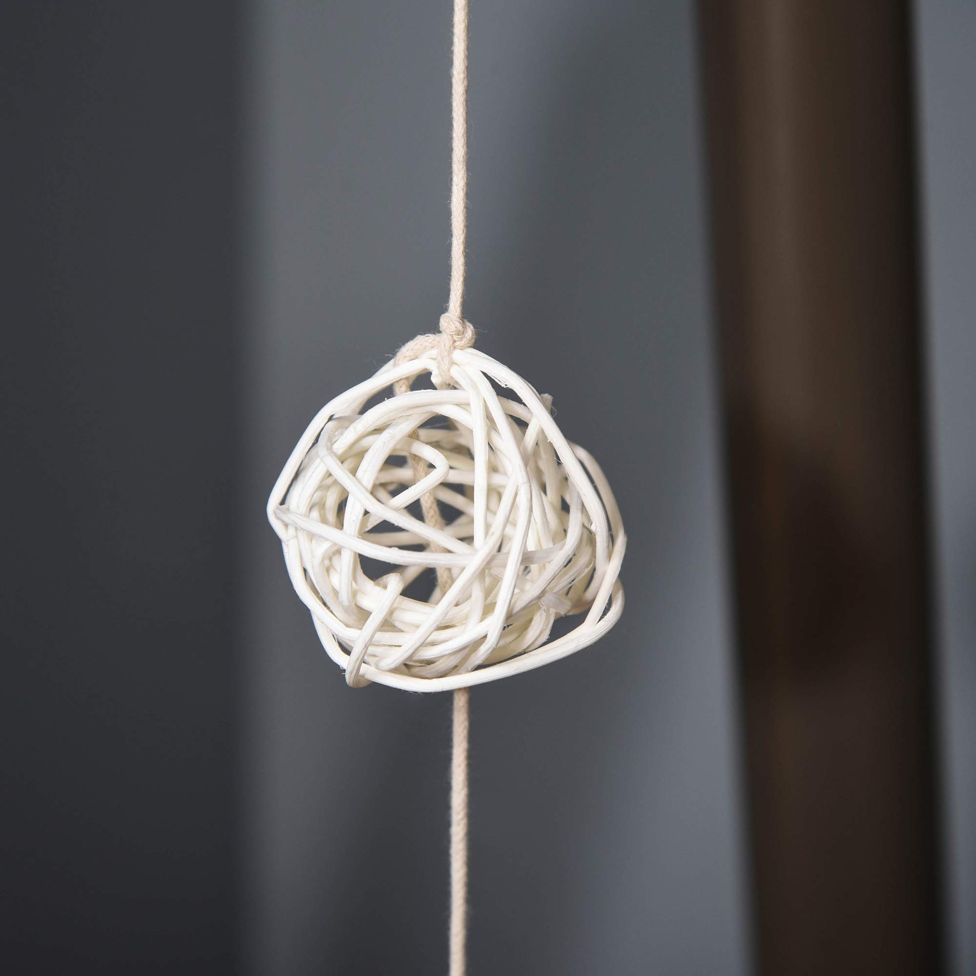 PawHut Cat Tree with Jute Scratching Post and Hanging Balls 44.5" H, Brown & White