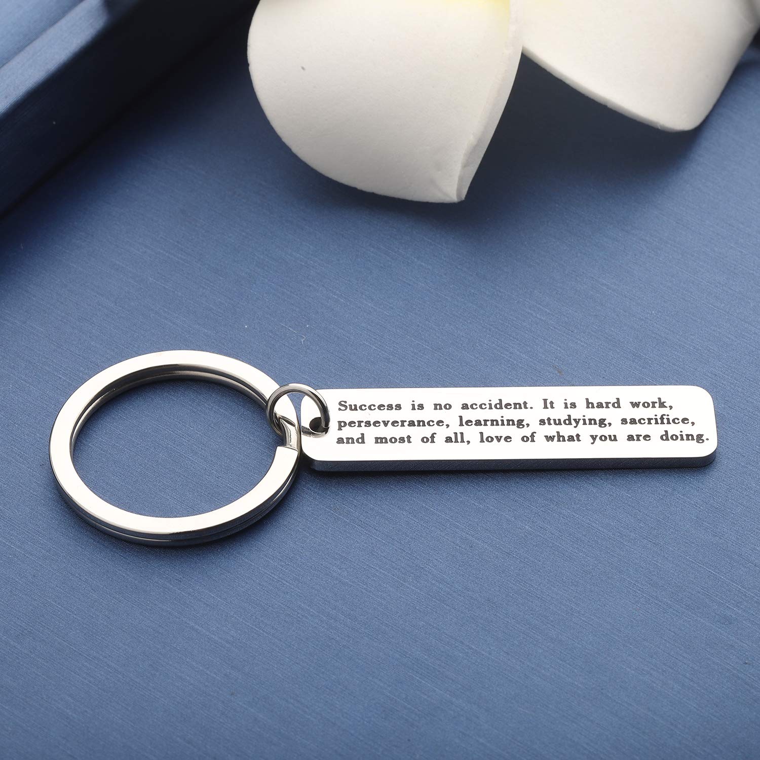 MYOSPARK Success Is No Accident Pele inspirational Quote Keychain Sport Player Motivational Gift Encouragement Gift (Success quote keychain)