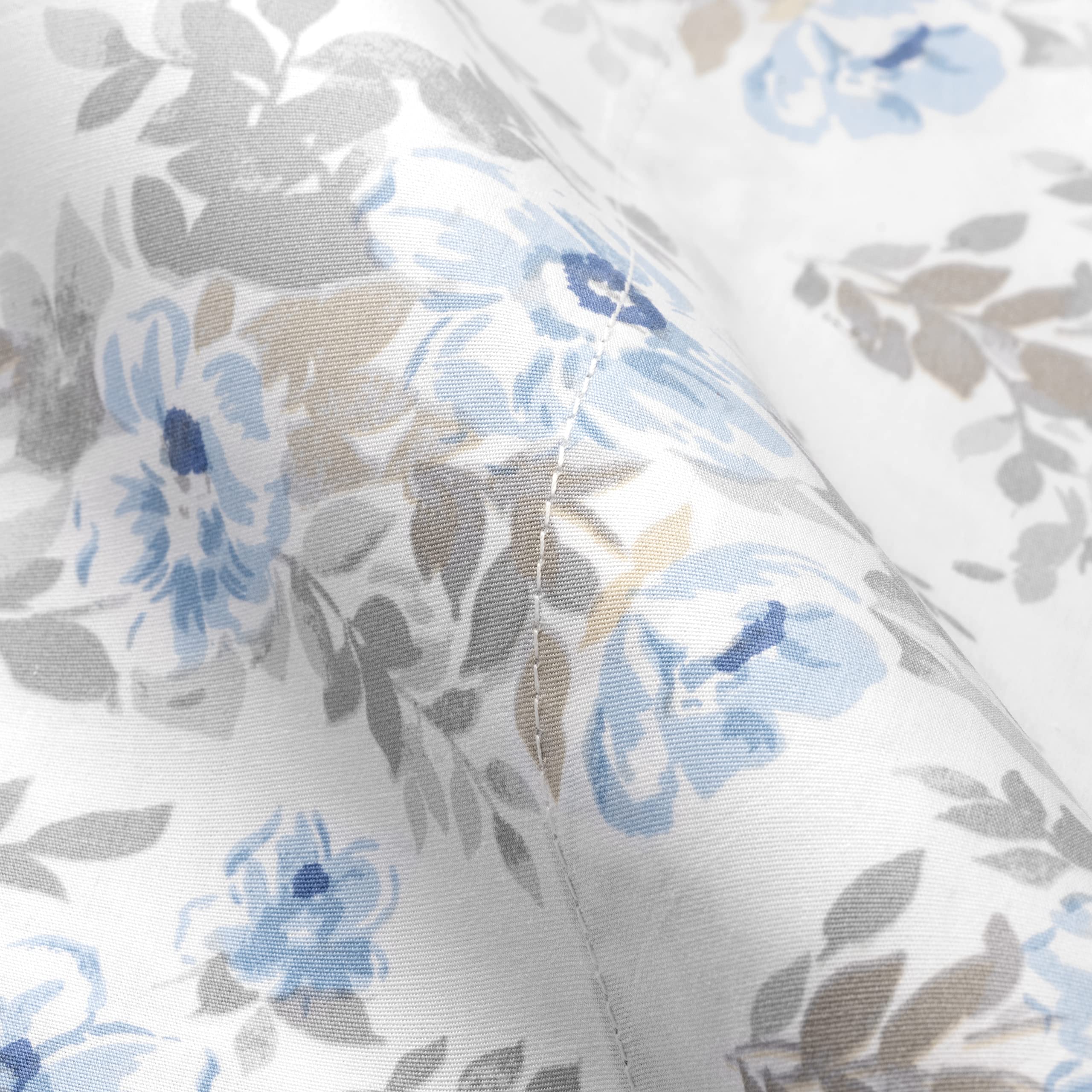 MARTHA STEWART Lynn Floral Full Size Sheet Set - 4 Piece, 100% Cotton, 300 Thread-Count, Wrinkle Resist, Soft, Deep Pocket, 1 Flat, 1 Fitted, 2 Pillowcases, Blue
