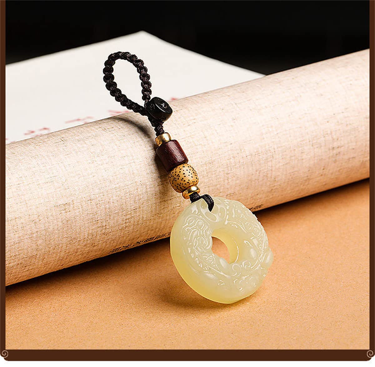 Qordelia Natural Jade Pi xiu Pi yao Key Chain Amulet Car Key Chain for Men Women Bring Wealth Good Luck, Size1