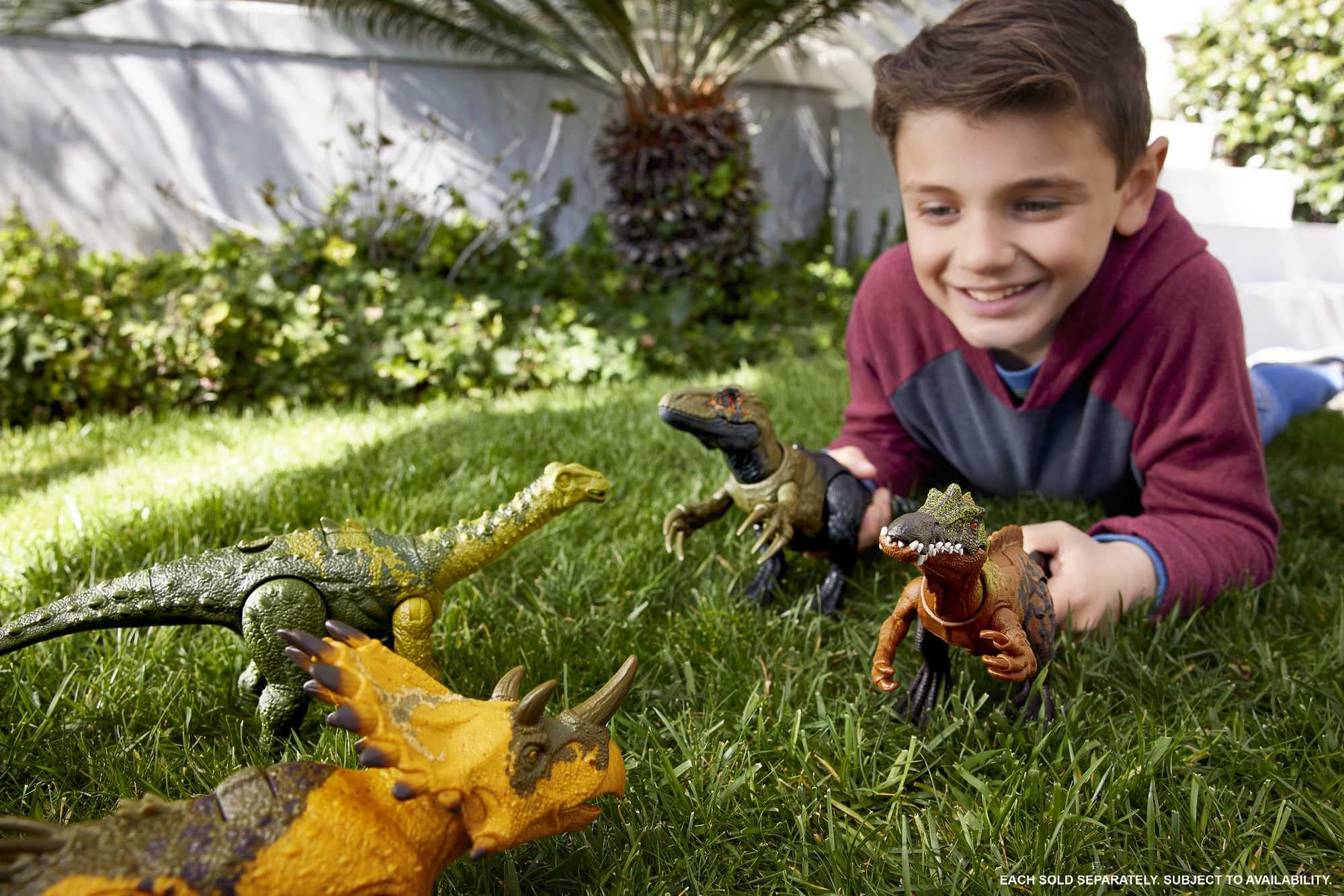 Mattel Jurassic World Wild Roar Dinosaur Toy with Sound & Attack Move, Nigersaurus Posable Action Figure, 11 inches Long