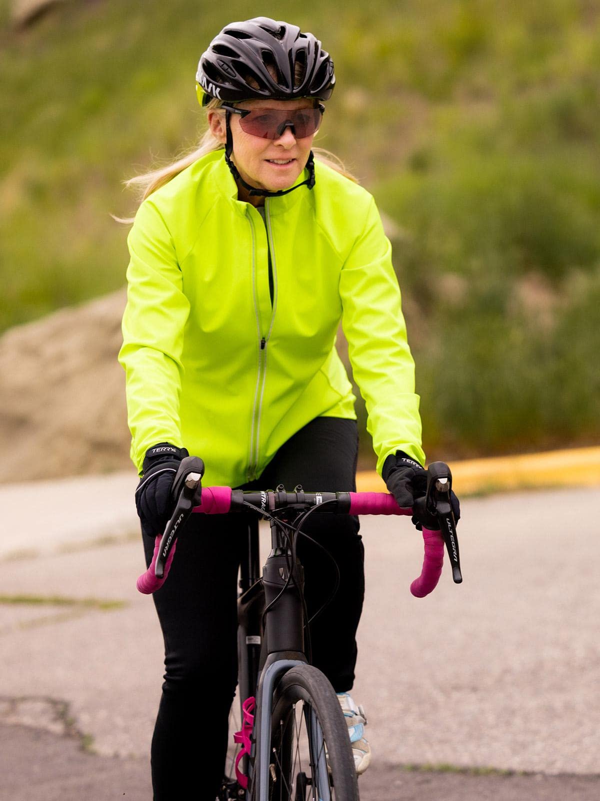 Terry Hybrid Bike Jacket, Women's Full Zip Wind/Water Resistant Hi-Vis Reflective Cool Weather Cycling Top - Neon Lime, Small