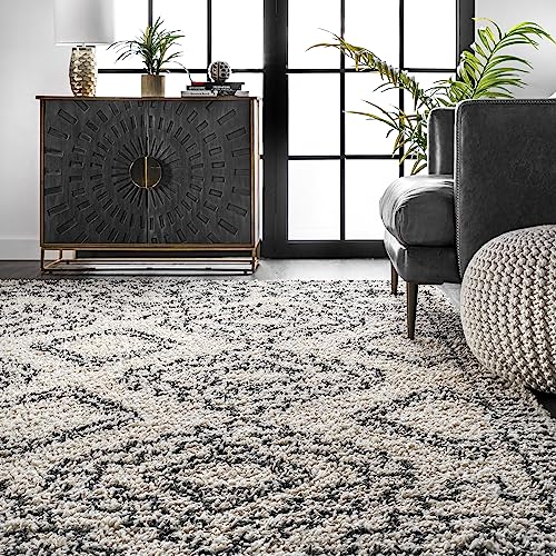 nuLOOM Lacey Moroccan Geometric Shag Area Rug, 4x6, Off-white