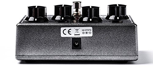 MXR M117R Flanger Guitar Effects Pedal Bundle with 4 MXR Right Angle Patch Cables