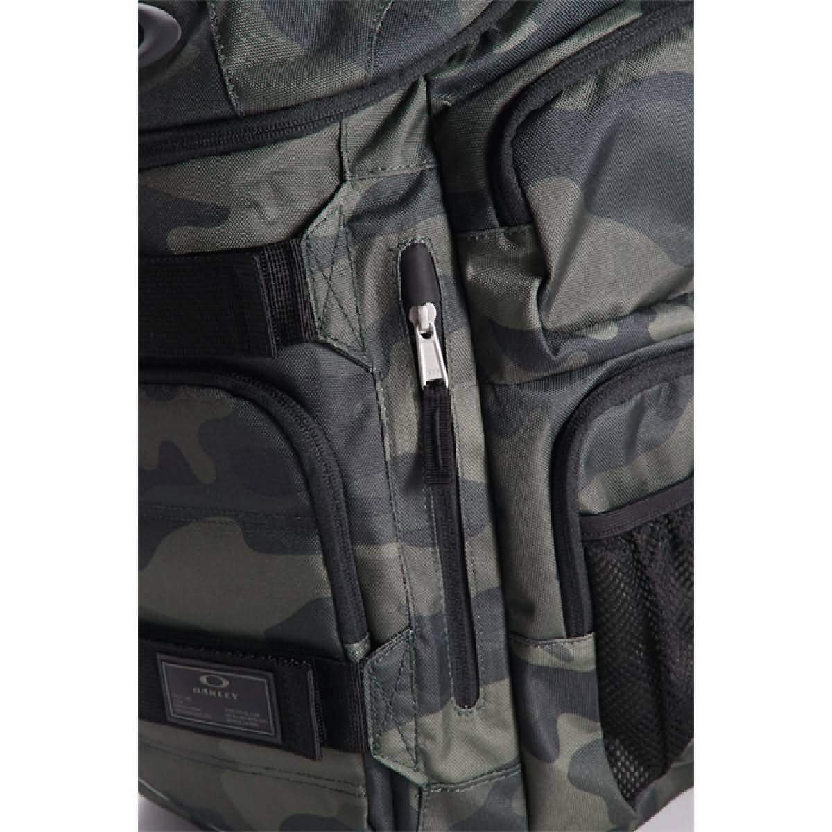 Oakley Men's Enduro 2.0 30L Backpack, Core Camo