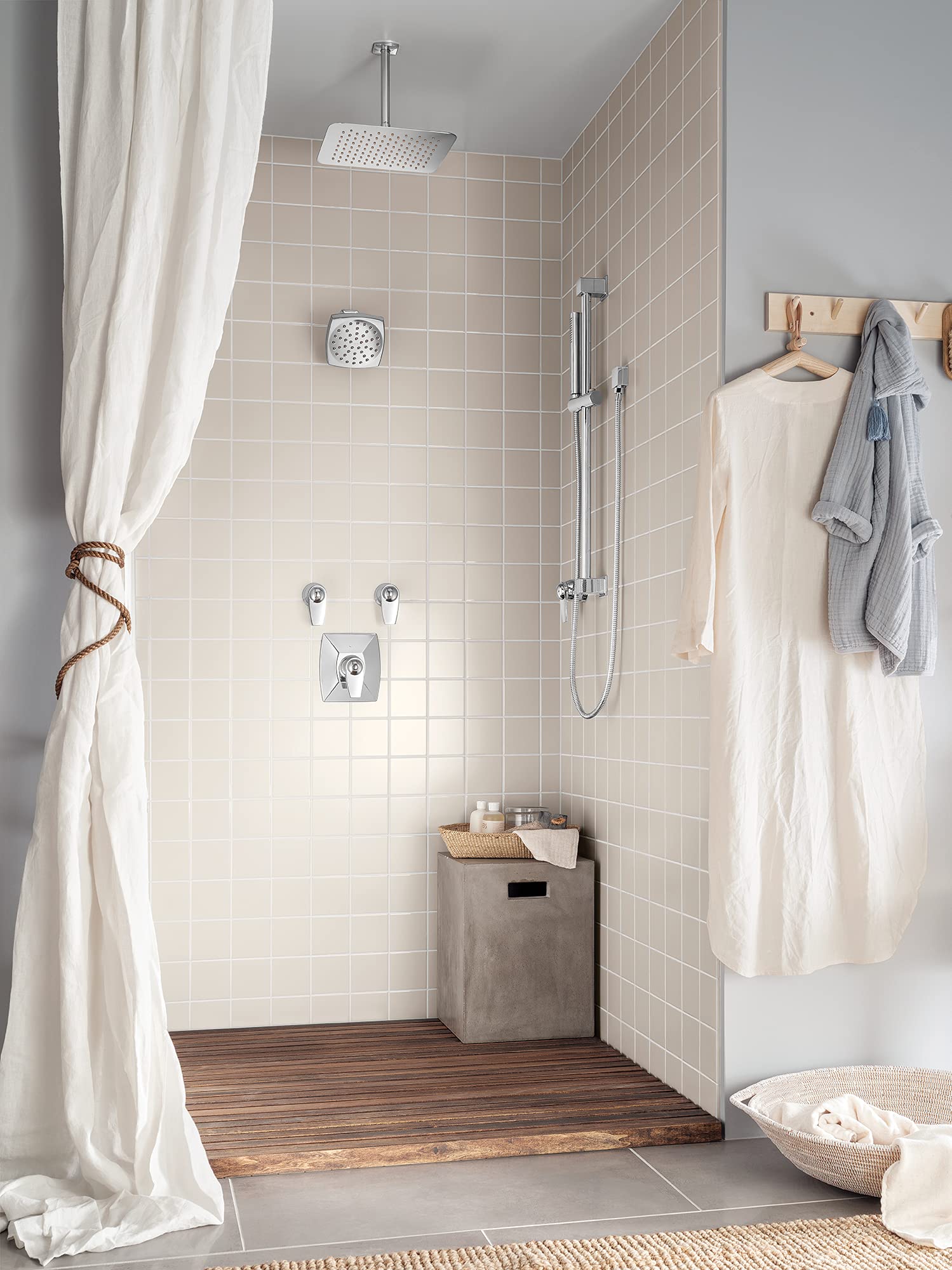 Moen Chrome 12-Inch Eco-Performance Razor Thin Rainshower Shower Head, S1004EP