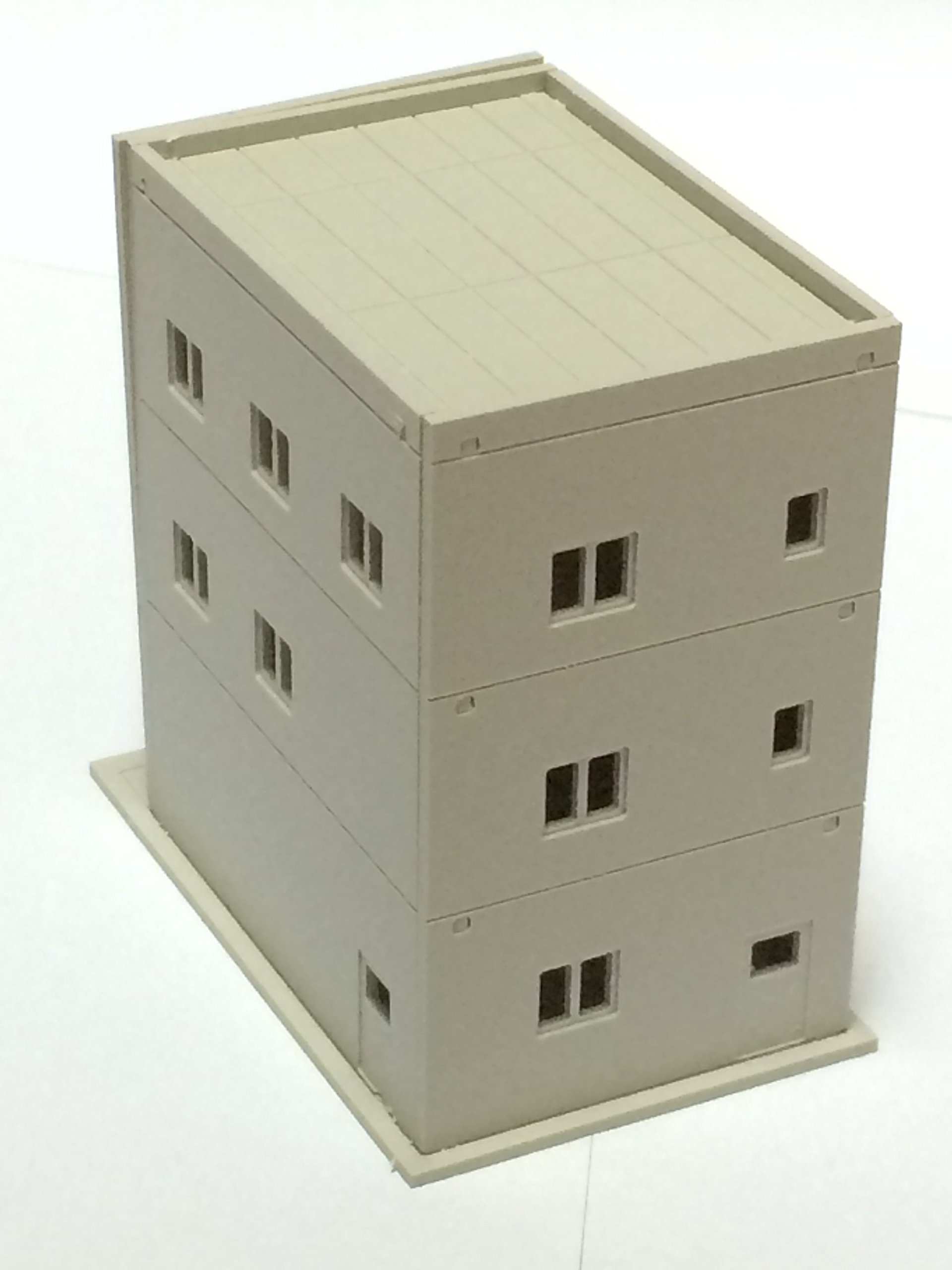Outland Models Railway Modern 3-Story Building / Shop B Unpainted N Scale 1:160