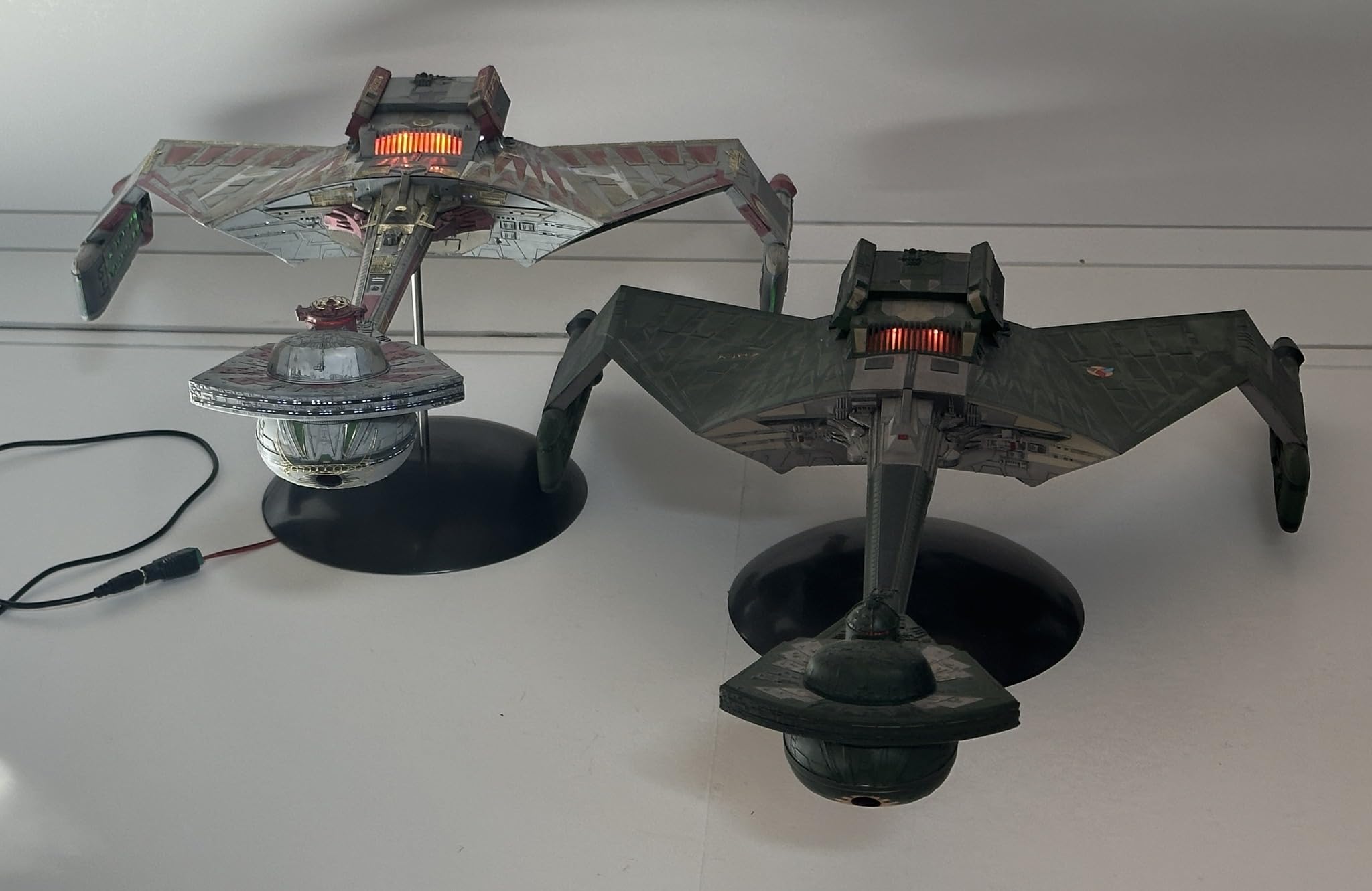 Polar Lights Star Trek 6: The Undiscovered Country Klingon Kronos One 1:350 Scale Model Kit