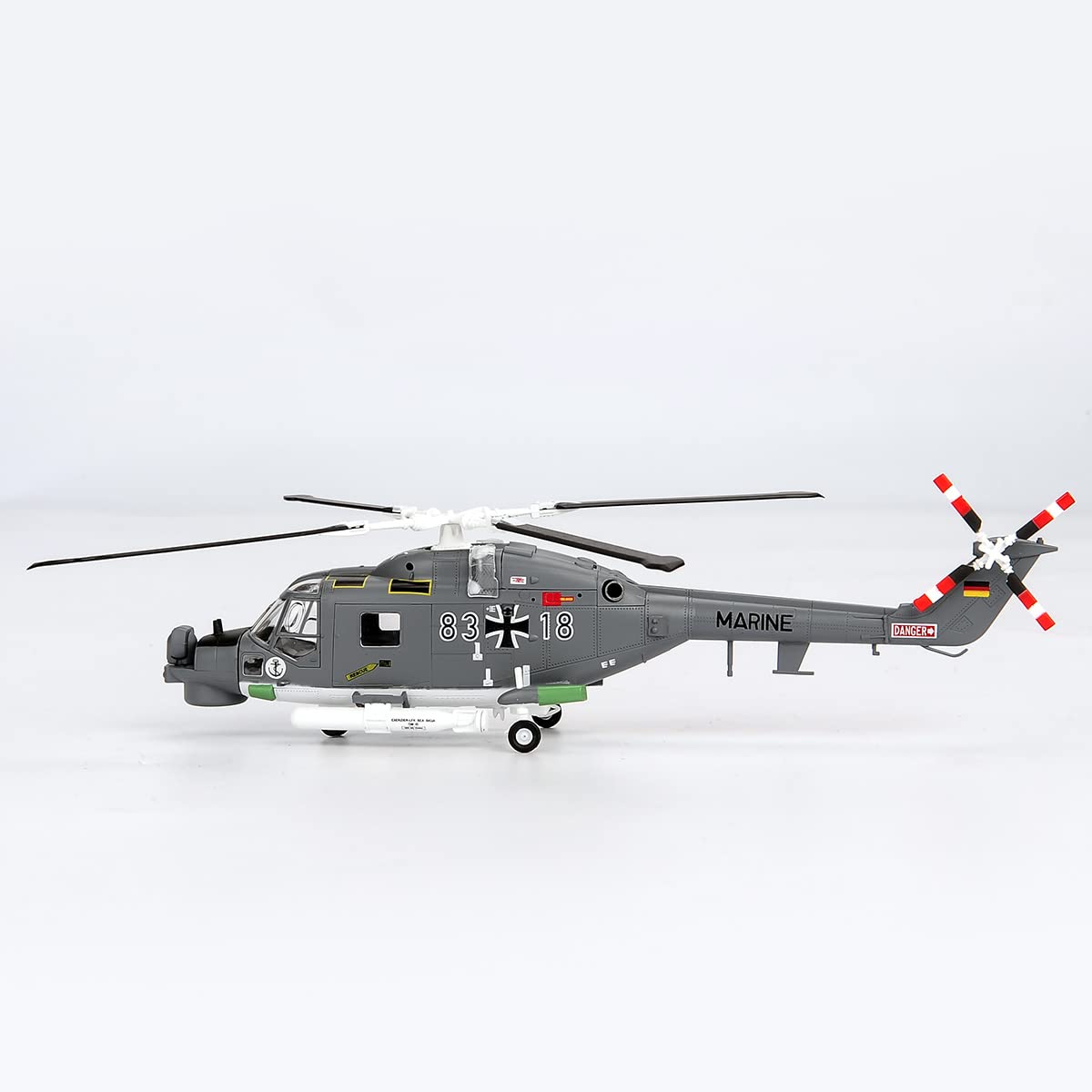 RoofWorld 1/72 Scale Military Fighter Helicopter,German Navy Lynx MK88 Lynx Helicopter Aircraft Model Toy for Collection Gift