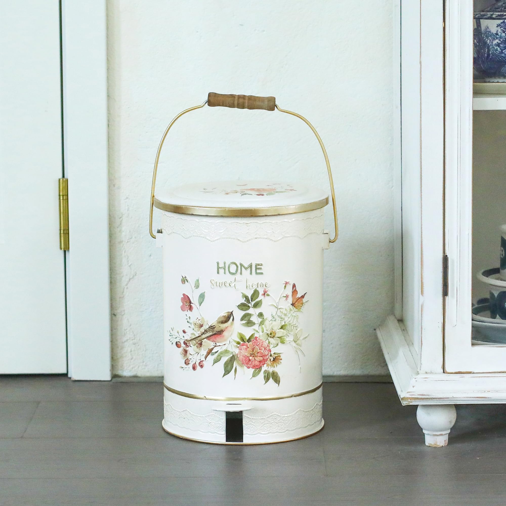 Z&Z ornamentorum Retro Kitchen Trash Can with Lid and Pedal Round Touchless Garbage Cans with Flower and Bird Patterns Outdoor Trash Can for Kitchen Park Garden,Pink