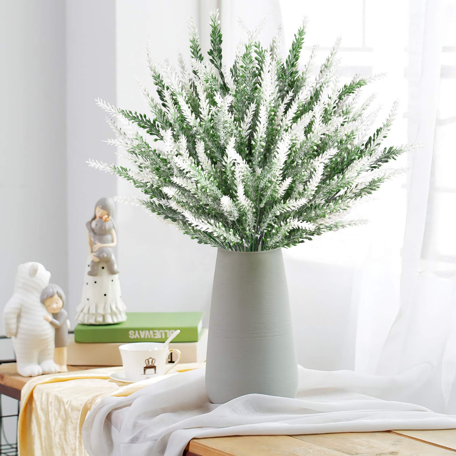 MARTINE MALL 8pcs Artificial Lavender Bouquet White Lavender Bundles Flocked Artificial Flowers Arrangements for Garden Office Wedding Bridle Home Kitchen Indoor Outdoor Decor