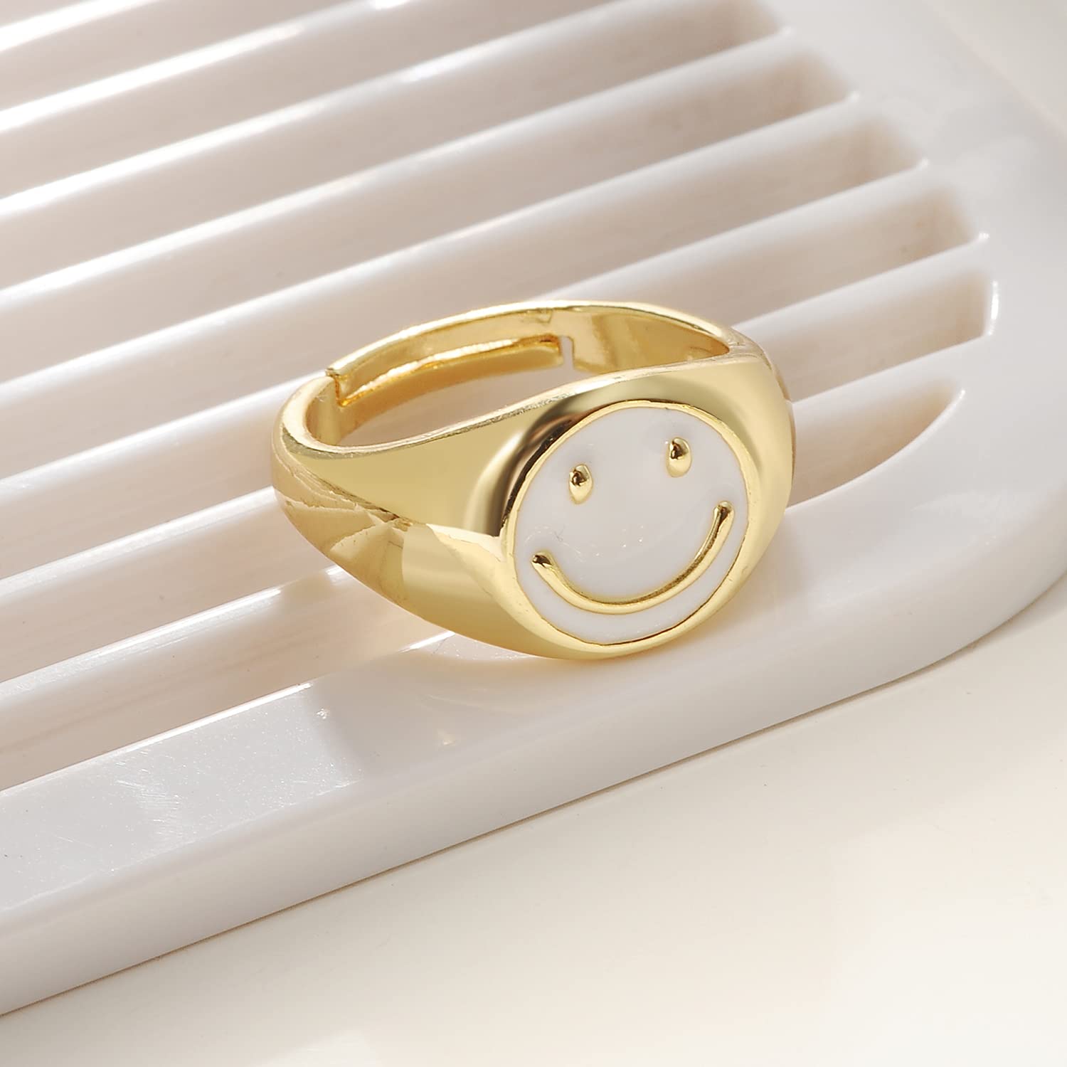NC 5 Pcs Gold Plated Smiling Face Rings 5 Colors Y2K Cute Ring Adjustable Opening Ring Environment Friendly and Harmless