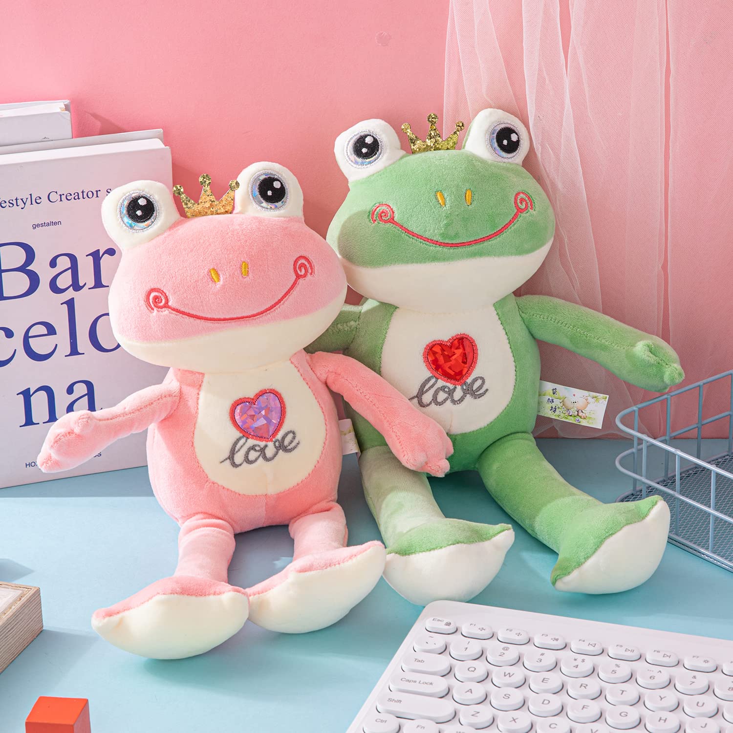 TOLTRGT Frog Stuffed Animal Plush, 2 PCS 13.8 Inch Adorable Soft Smiling Face Frog Plush Toy