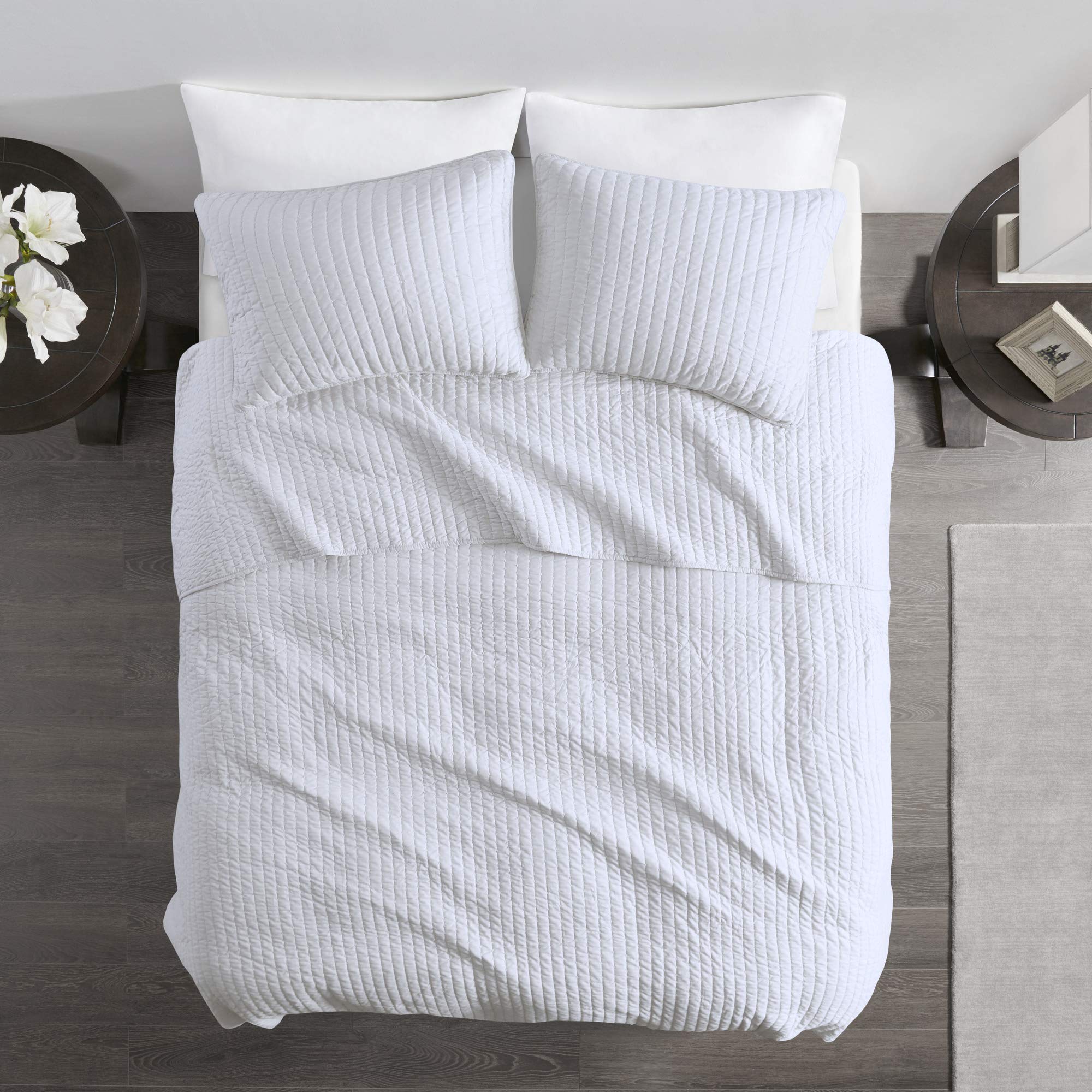Madison Park Keaton Quilt Set-Casual Channel Stitching Design All Season, Lightweight Coverlet Bedspread Bedding, Shams, Twin/Twin XL(68"x90"), Stripe White, 2 Piece