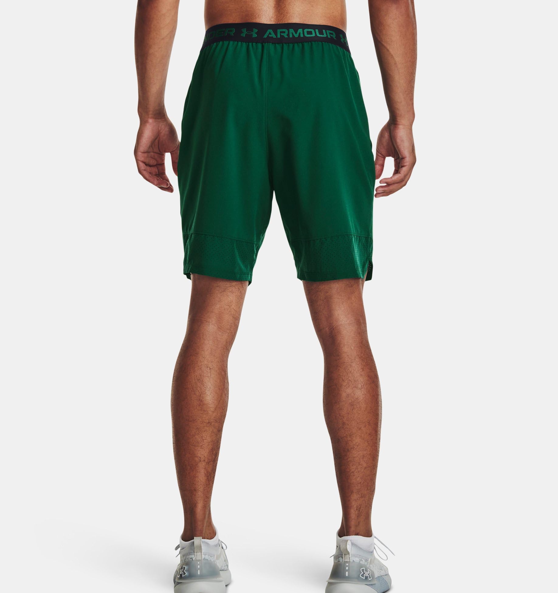 Under Armour Men's Vanish Woven Shorts,Tent, Small