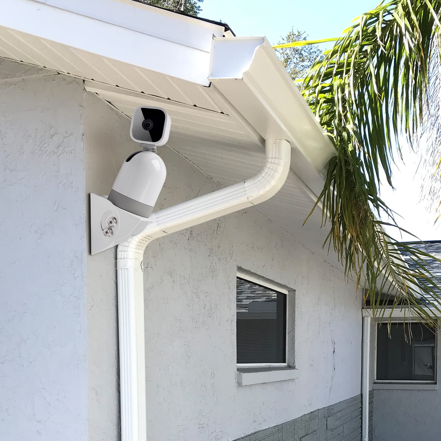 Uogw Adjustable Wall Mount Compatible with Blink Mini Pan Tilt Camera, Adjustable Angle Mounting Bracket for Blink Cam Get The Best View,Aluminum Alloy Material