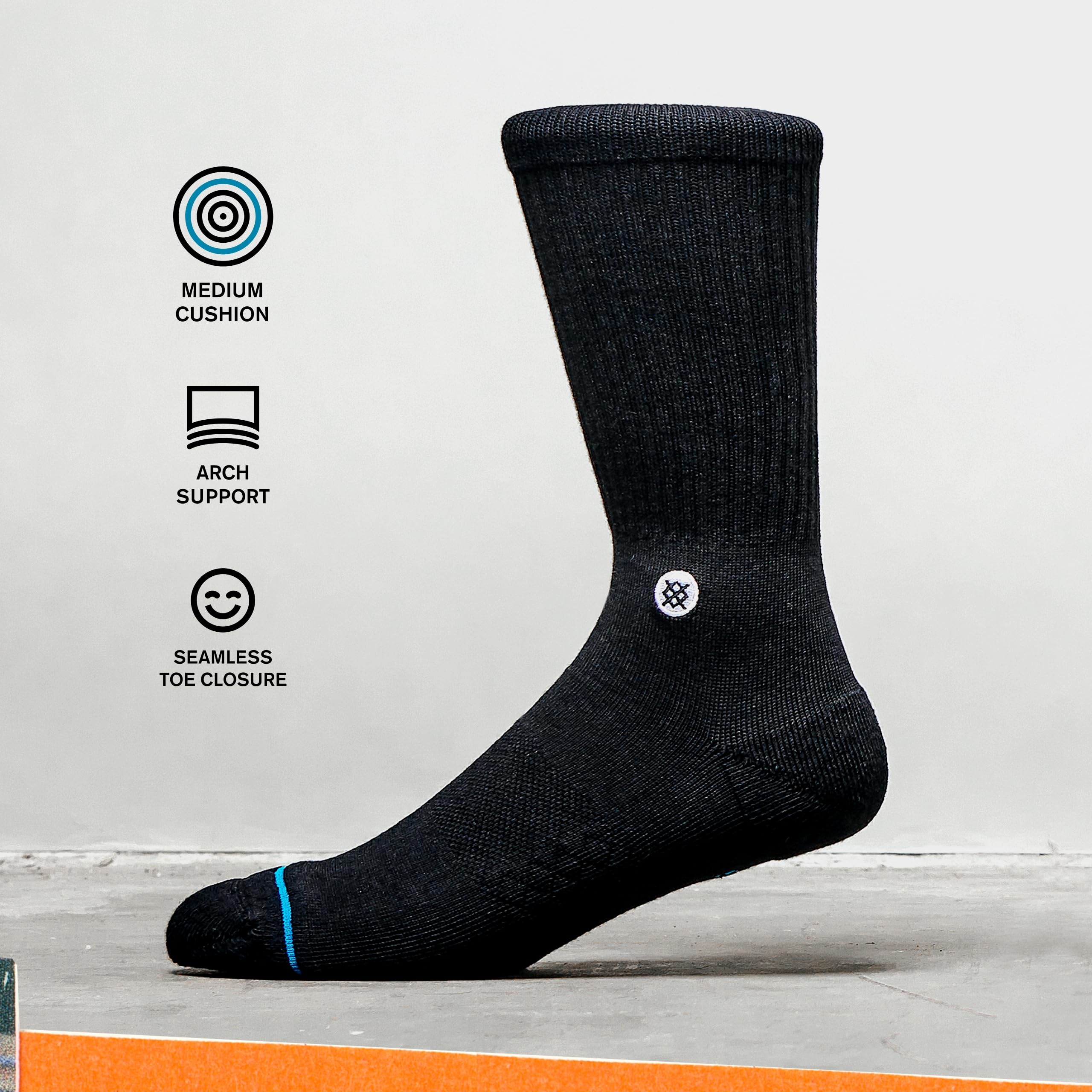 Stance Tagged Crew Socks (Large, Offwhite)