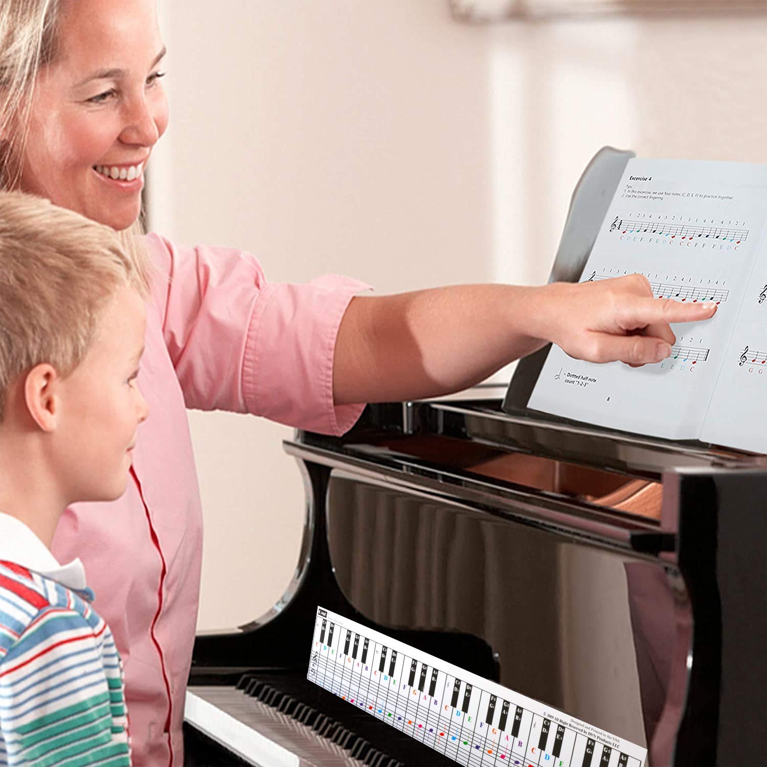 QMG Piano and Keyboard Note Chart and Complete Color Note Piano Music Lesson and Guide Book for Kids and Beginners