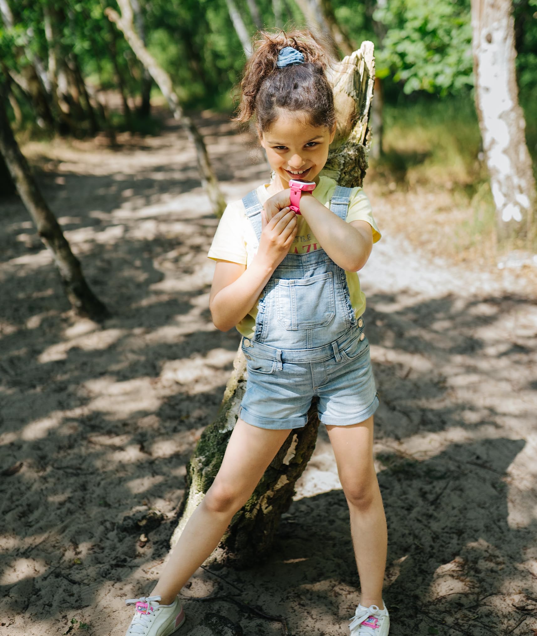 XPLORA XGO 3 - Watch Phone for Children (4G) - Calls, Messages, Kids School Mode, SOS Function, GPS Location, Camera and Pedometer – (Subscription Required) (Pink)