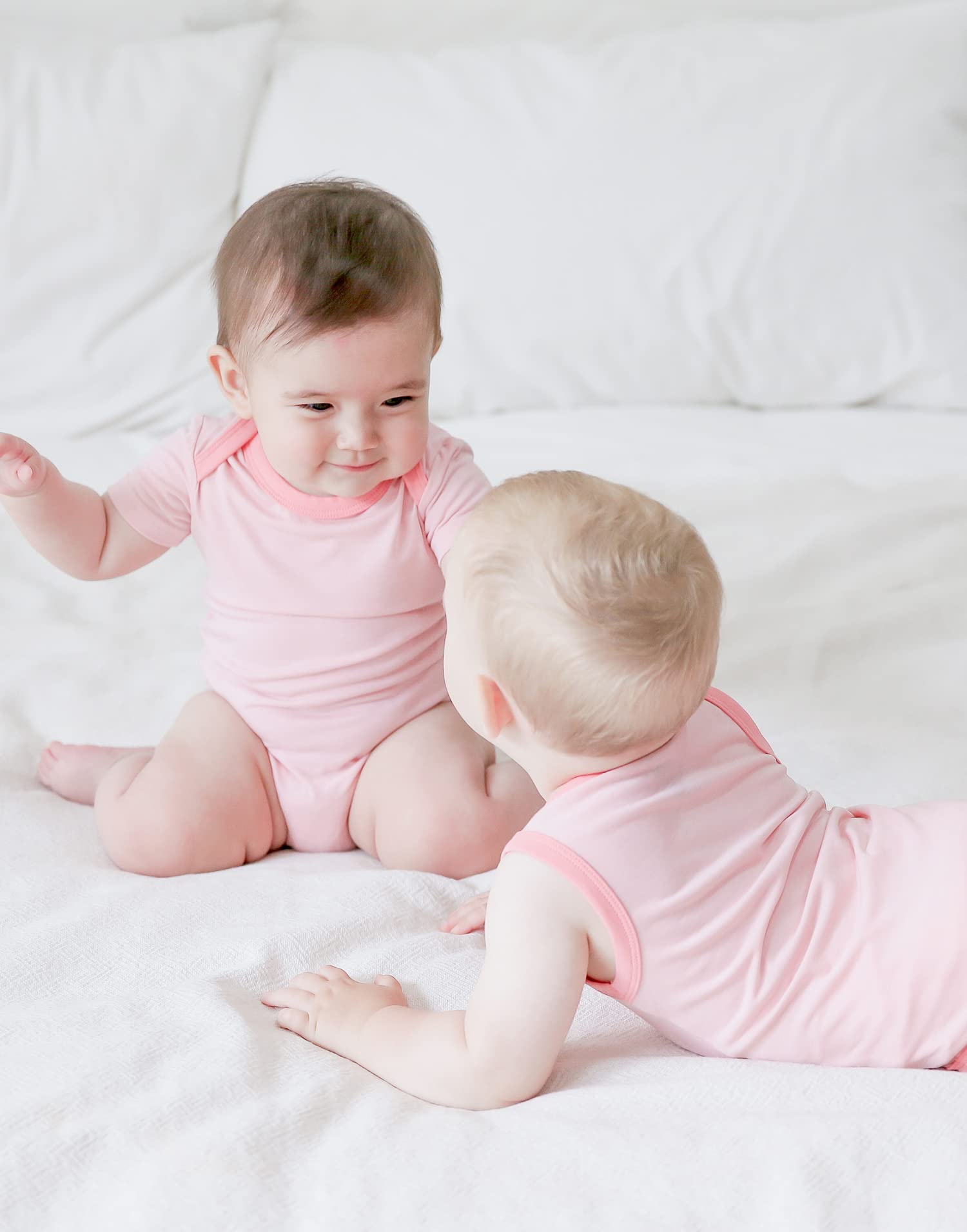 VAENAIT BABY 2-Pack Infant Toddler Summer Bodysuits Set Jelly Berrypink 3-6M