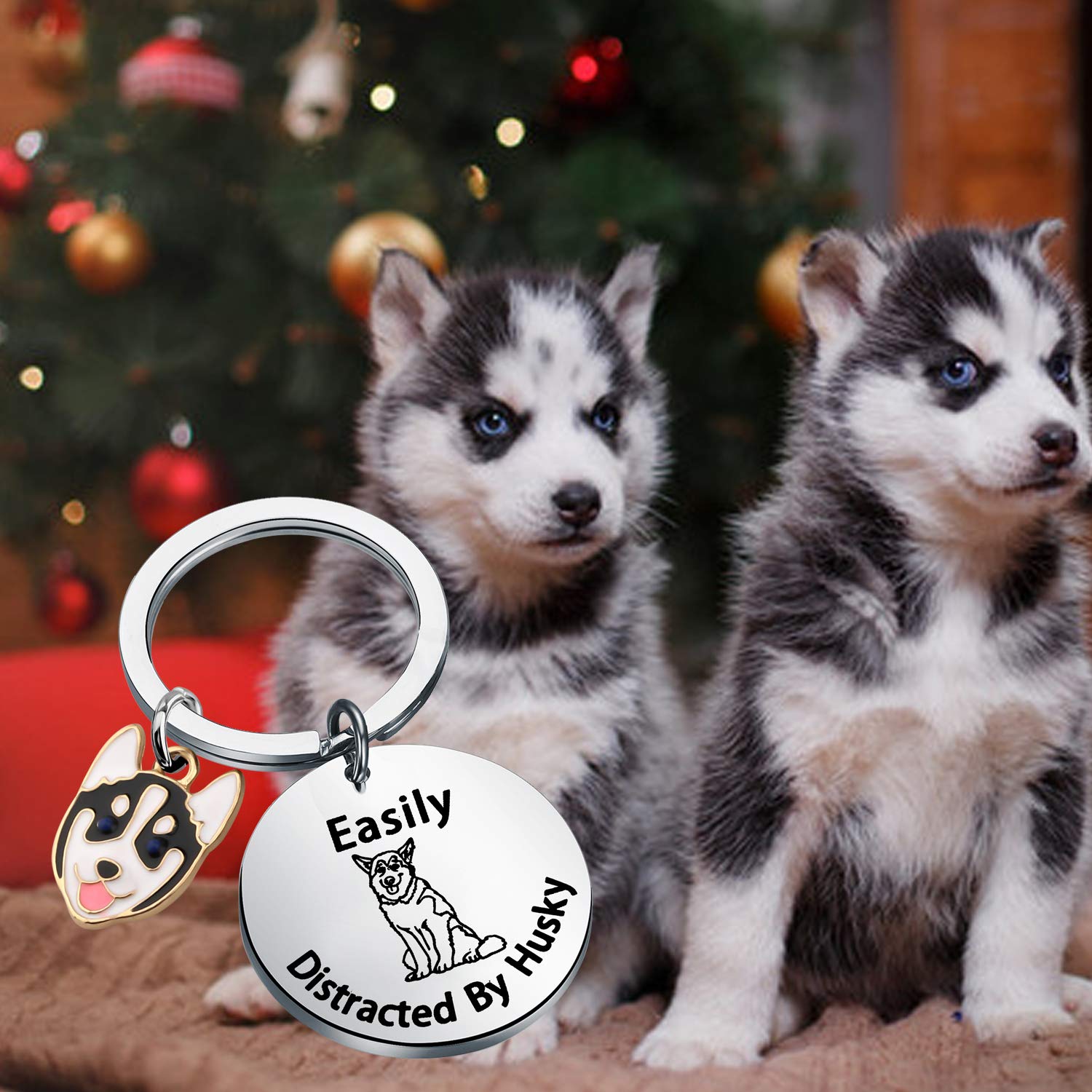 MYOSPARK Husky Mom Gift Easily Distracted by Husky Keychain Dog Jewelry Gift for Husky Lover Husky Owner Dog Sitter Gift (Husky KC)