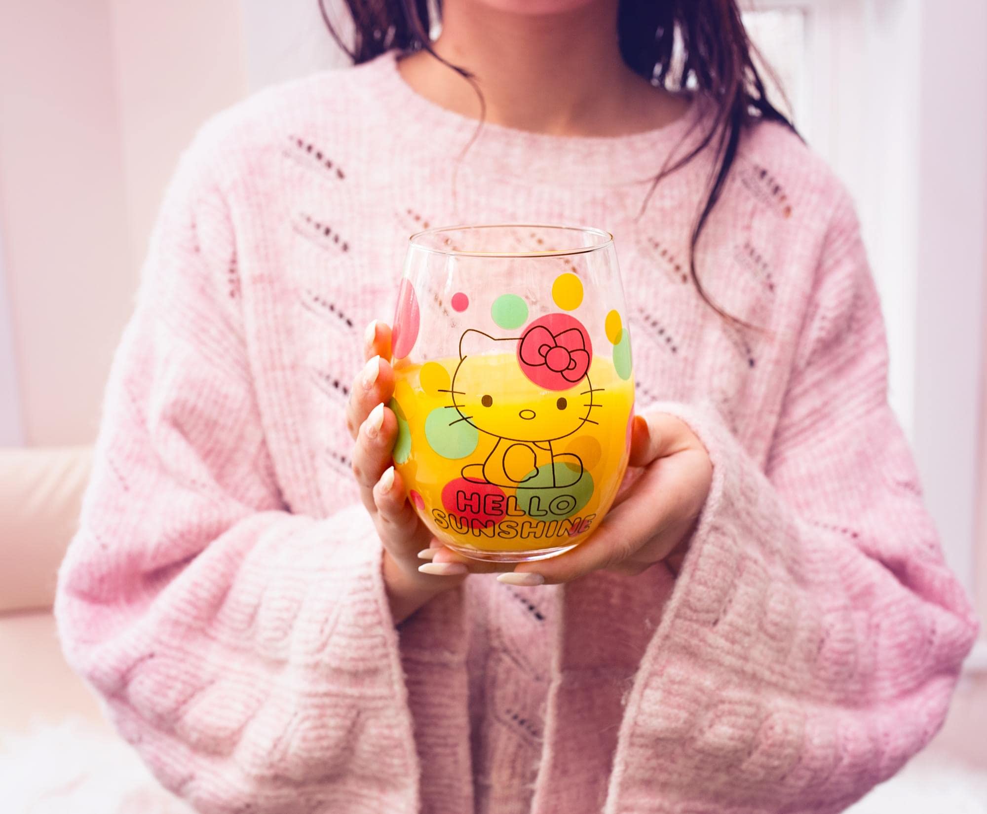 Silver Buffalo Sanrio Hello Kitty Loves Ice Cream Teardrop Stemless Wine Glass | Tumbler Cup For Mimosas, Cocktails | Holds 20 Ounces