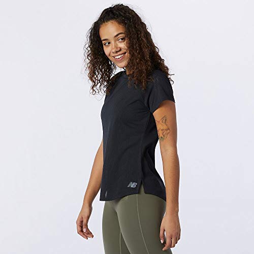 New Balance Women's Q Speed Fuel Jacquard Short Sleeve, Black, Large