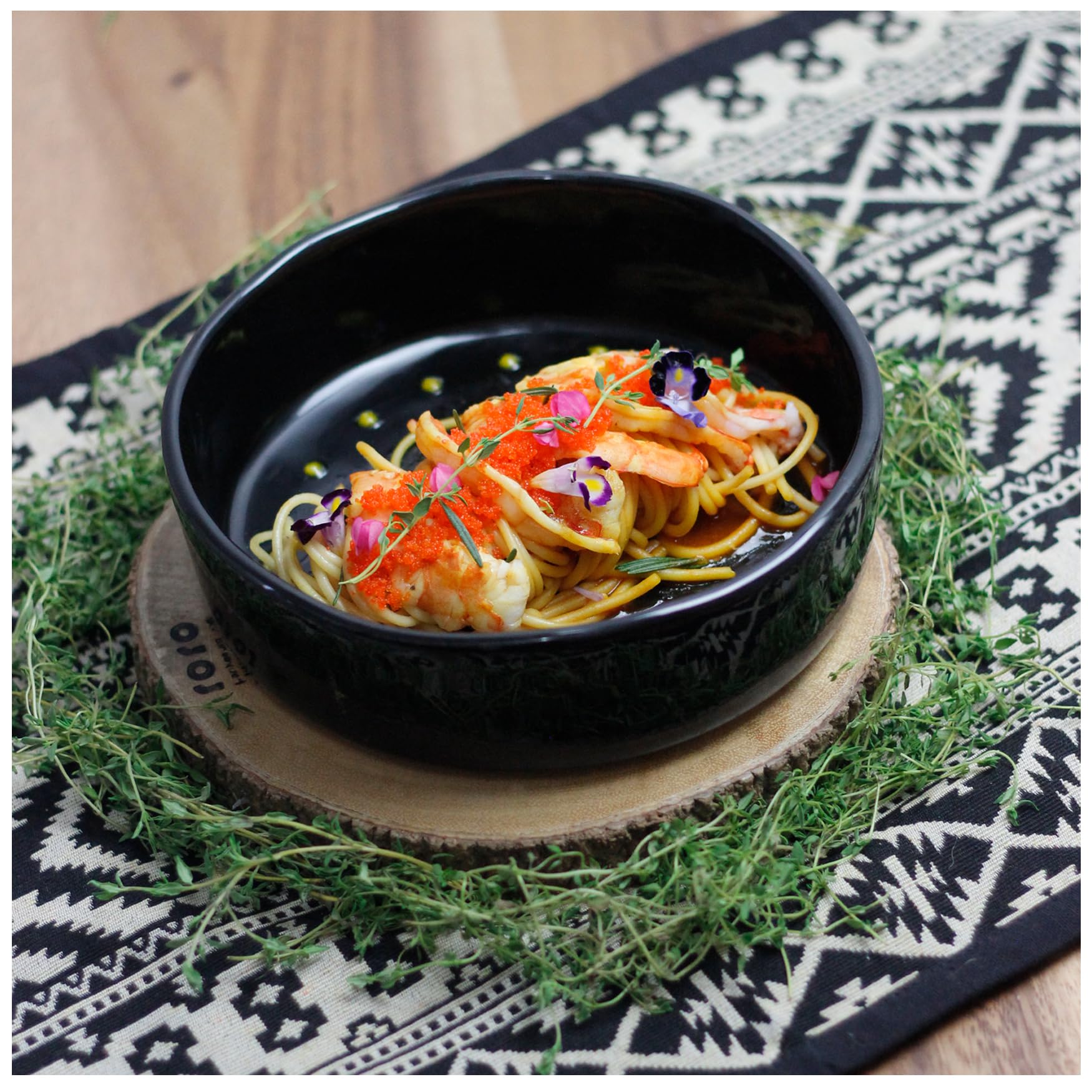 roro Ceramic Stoneware Hand-Molded Glossy Black 8 inch large Salad or Pasta Bowl | Pet Friendly