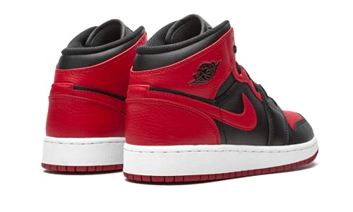 NIKE Boy's Basketball Shoe, Black Gym Red White, 4 Big Kid